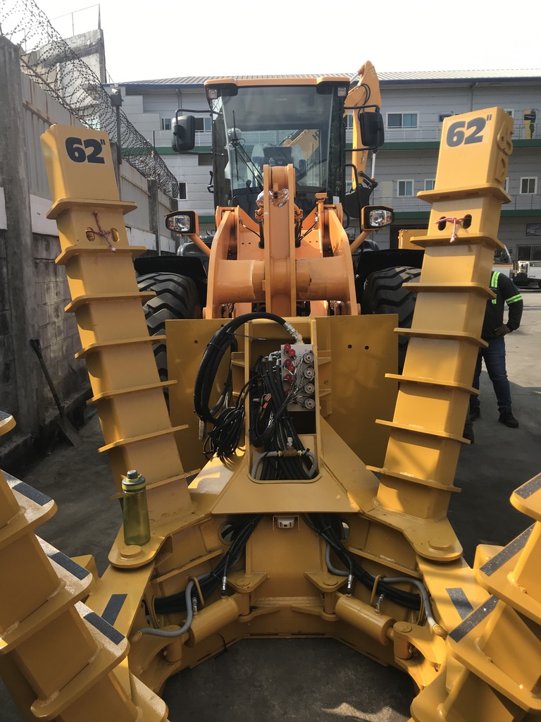 Loader Mounted Tree Spade – BOWMAN Technologies